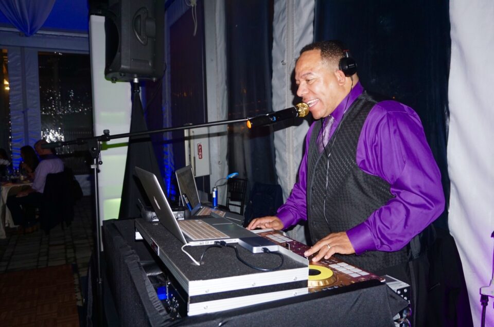 Ron Furr - Entertainment Specialists